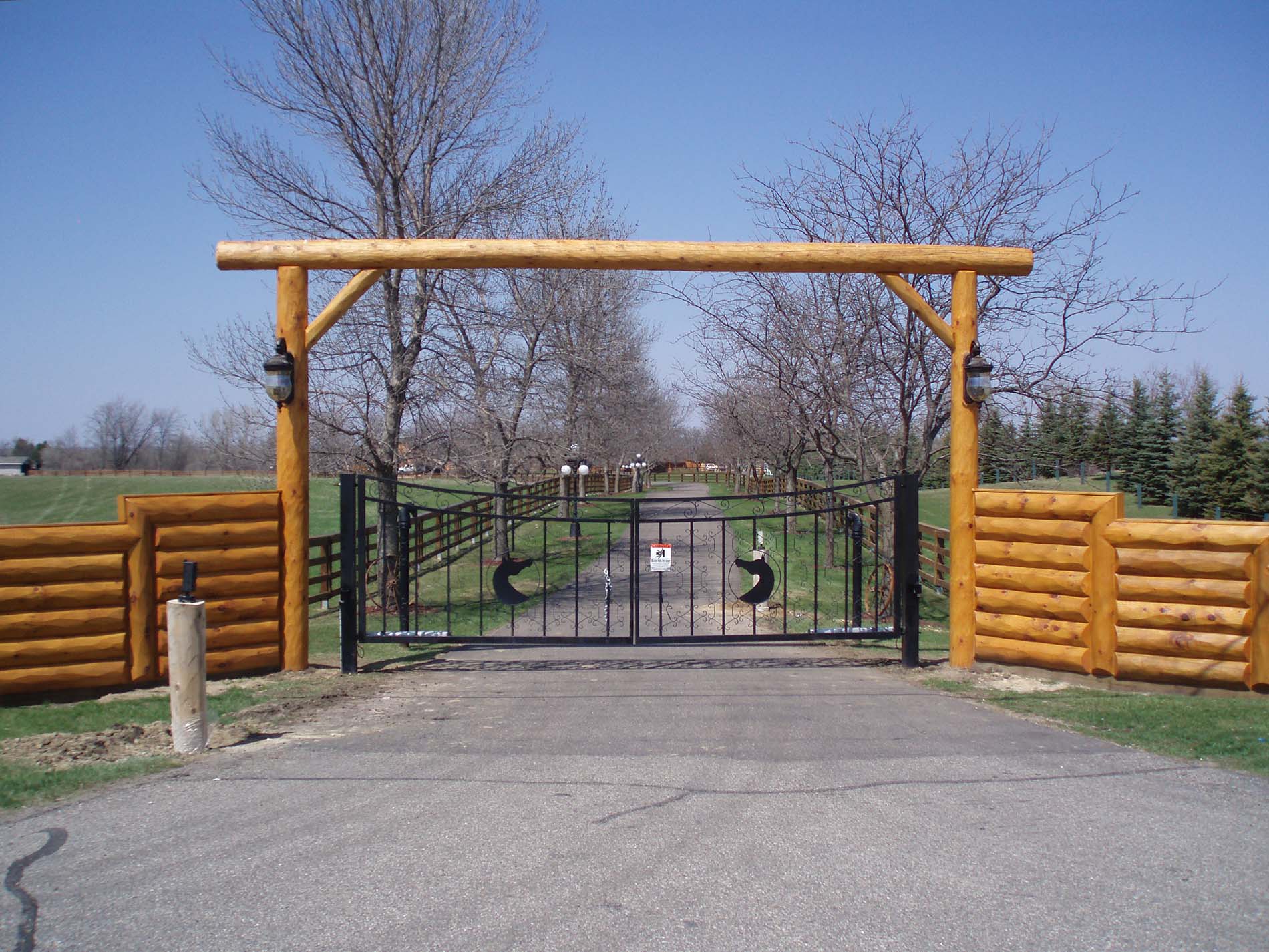 Design & Fabrication | Barnum Gate